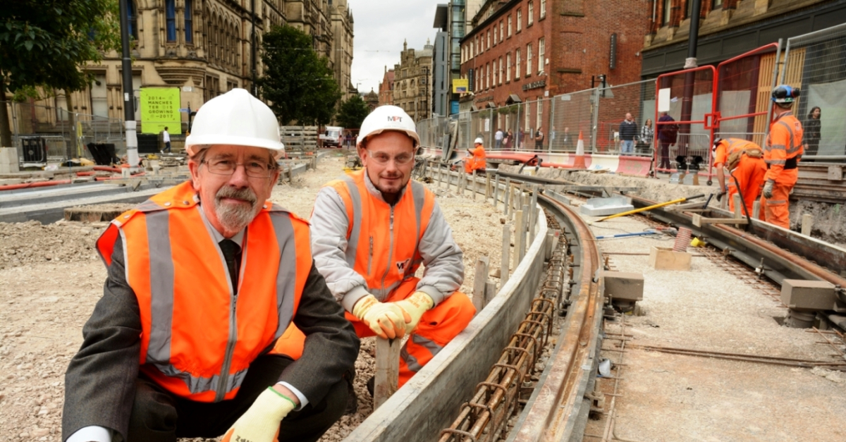 MPT install last section of track to Manchester Metrolink Second City ...